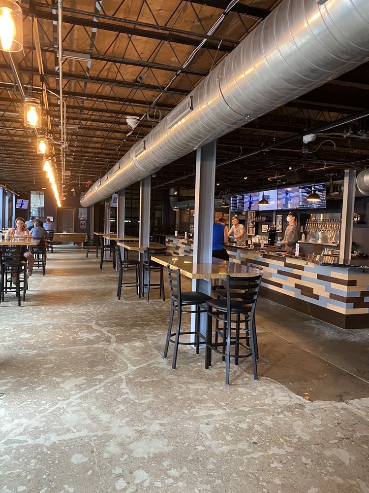 BROKEN BAT BREWING CO - 142 Photos & 101 Reviews - 135 E Pittsburgh Ave ...