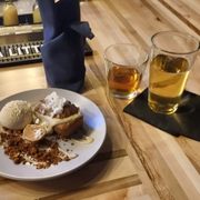 SHINERS ON THE LEVEE - 36 Photos & 13 Reviews - 1 Levee Way, Newport ...