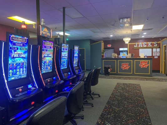 JACKS ARCADE - Updated August 2025 - 1480 NE Pine Island Rd, Cape Coral ...