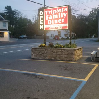 TRIPLETS FAMILY RESTAURANT - Updated June 2024 - 96 Photos & 131 ...