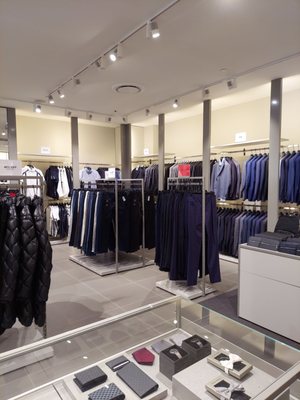 MANCHESTER DESIGNER OUTLETS - Updated October 2025 - 16 Photos - 65 ...