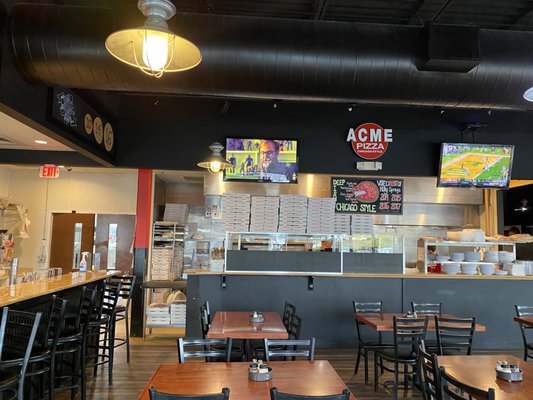 ACME PIZZA - Updated October 2025 - 267 Photos & 408 Reviews - 204 ...