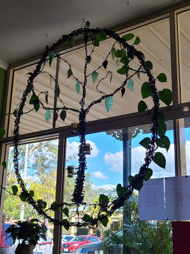 FAMILY TREE CAFE - 1 Maleny St, Landsborough Queensland, Australia ...