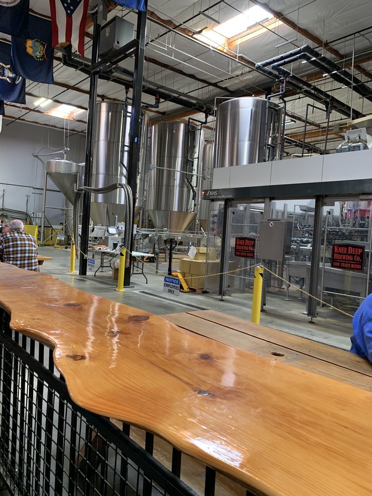 KNEE DEEP BREWING COMPANY TAP ROOM - Updated January 2026 - 693 Photos ...