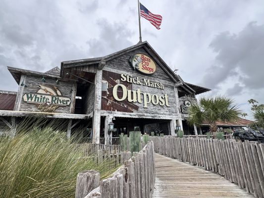 BASS PRO SHOP - Updated December 2025 - 75 Photos & 46 Reviews - 750 ...