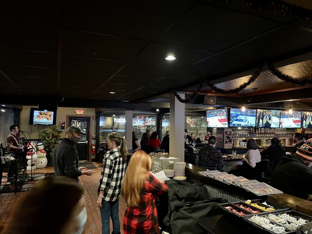 THE RED BARN RESTAURANT AND BREWERY - 100 Photos & 176 Reviews - 303 E ...