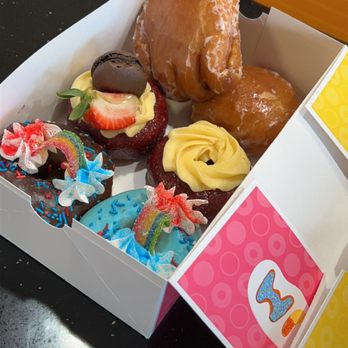 TASTEE KING DONUTS - Updated January 2026 - 32 Photos & 58 Reviews ...