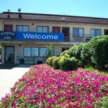 SUPER 7 INN - Updated December 2025 - 1117 E Brooks Rd, Memphis ...