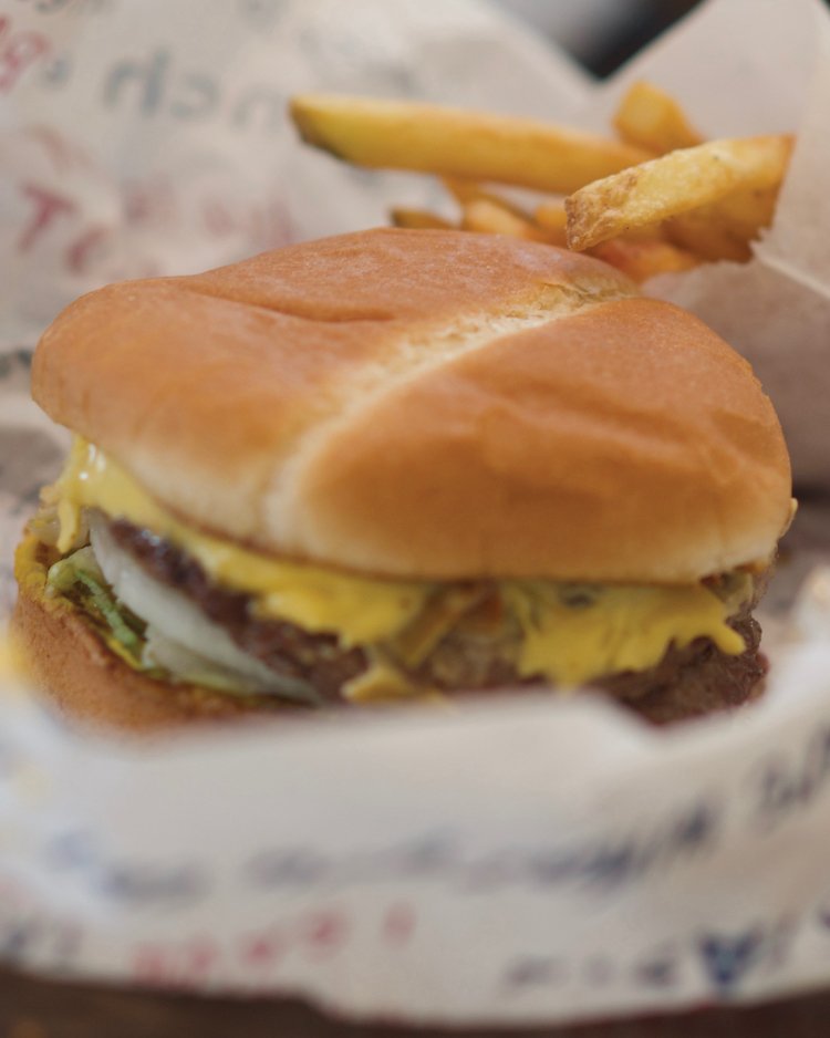 BLAKE’S LOTABURGER - 63 Photos & 91 Reviews - 3560 N Craycroft, Tucson ...