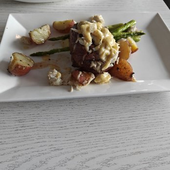 CHESAPEAKE INN RESTAURANT - Updated December 2024 - 638 Photos & 444 ...