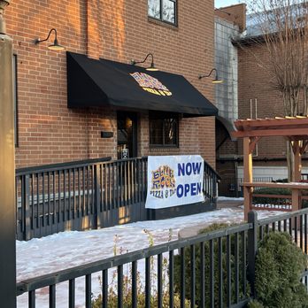 BLUE ROCK PIZZA & TAP - Updated August 2025 - 90 Photos & 31 Reviews ...