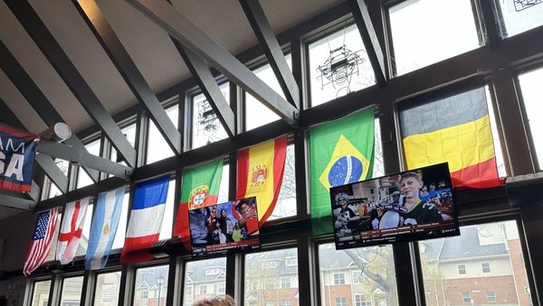 EXCHANGE SPORTS BAR - 55 Photos & 40 Reviews - 251 Exchange Blvd ...