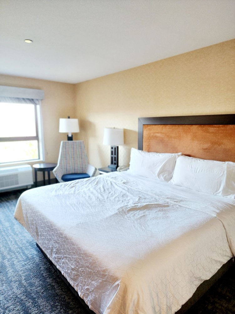 HOLIDAY INN EXPRESS & SUITES RIVERPORT RICHMOND - Updated January 2026 ...