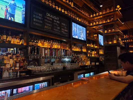 STOUT NYC - Updated July 2024 - 241 Photos & 300 Reviews - 90 John St ...