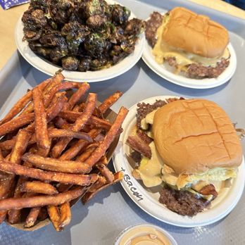 FOR THE WIN - 562 Photos & 883 Reviews - 6221 Franklin Ave, Los Angeles ...