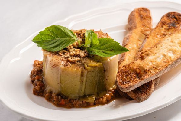 RIVER POINTE INN - Updated January 2025 - 46 Photos & 17 Reviews - 132 ...