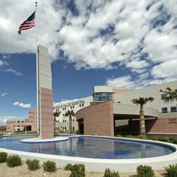 SPRING VALLEY HOSPITAL MEDICAL CENTER - 130 Photos & 470 Reviews - 5400 ...