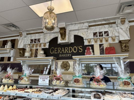 GERARDO’S ITALIAN BAKERY - Updated January 2026 - 16 Reviews - 115 Apex ...