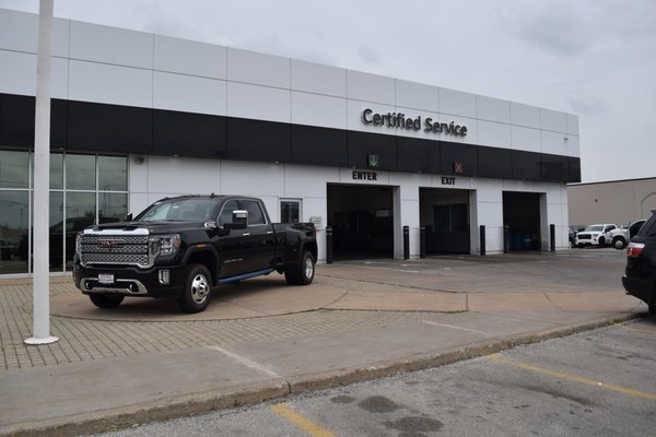 CASTLE BUICK GMC - Updated January 2026 - 24 Photos & 226 Reviews ...