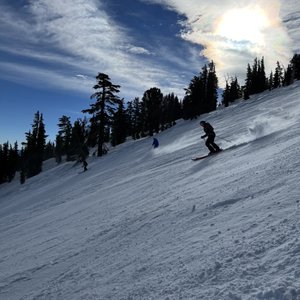 DONNER SKI RANCH - 92 Photos & 160 Reviews - Ski Resorts - 19320 Donner ...