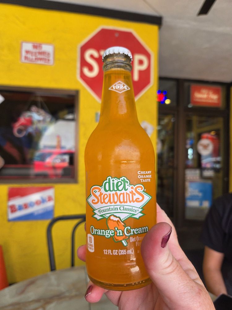 BUSY BEE RETRO CANDY AND POP - Updated October 2025 - 23 Photos - 1407 ...