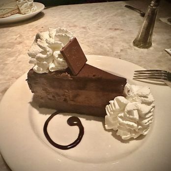 THE CHEESECAKE FACTORY - Updated May 2024 - 59 Photos & 42 Reviews ...