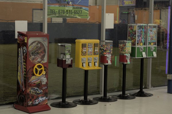 INTL’ DISCOUNT MALL ARCADE - Updated December 2024 - 4140 Jonesboro Rd ...