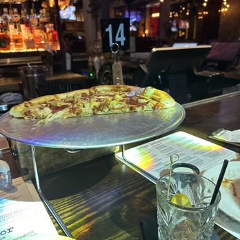 POUR BEHAVIOR - Updated June 2024 - 543 Photos & 519 Reviews - 2211 ...