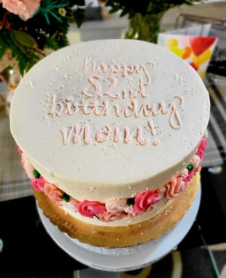 CAKES AND MOORE BAKERY - Updated December 2025 - 36 Photos & 19 Reviews ...