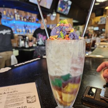 BONIFACIO - Updated July 2024 - 1081 Photos & 487 Reviews - 1577 King ...