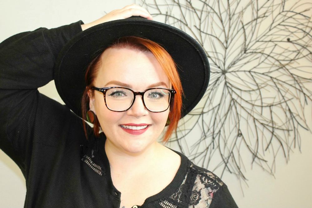 HAIRSTYLIST LIZ RODGERS - 2209 East 10th St, Anderson, Indiana - Hair ...