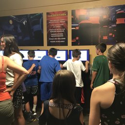 PUTTERS FAMILY ENTERTAINMENT CENTER - Updated July 2025 - 35 Photos ...