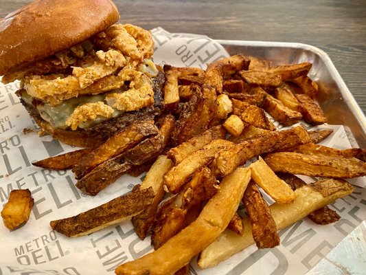 LOCK 29 MONT CLARE - 43 Photos & 40 Reviews - 127 Bridge St, Mont Clare ...