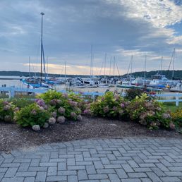 BOATHOUSE RESTAURANT - Updated August 2025 - 432 Photos & 310 Reviews ...