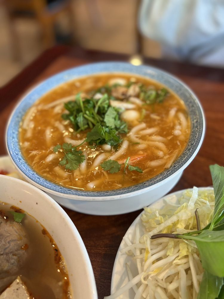 PHO 36 - Updated December 2024 - 279 Photos & 320 Reviews - 19417 36th ...