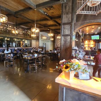 BOSSCAT KITCHEN AND LIBATIONS - Updated August 2024 - 7862 Photos ...