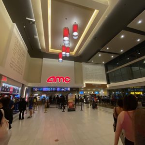 AMC MADISON YARDS 8 - 47 Photos & 48 Reviews - 975 Memorial Drive ...
