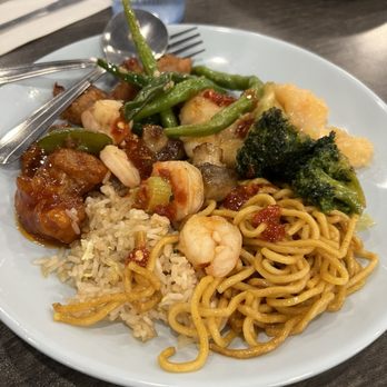 HUG GRILL BUFFET - Updated November 2025 - 206 Photos & 127 Reviews ...