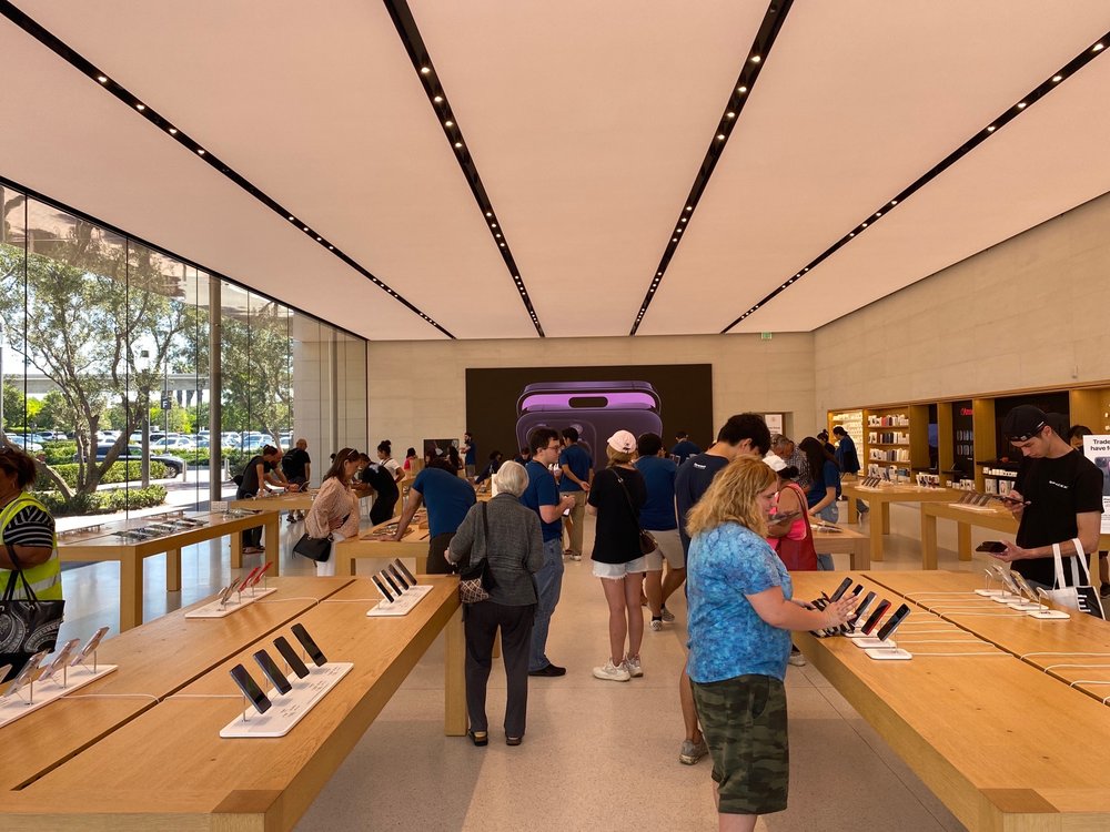 APPLE IRVINE SPECTRUM CENTER - 212 Photos & 711 Reviews - 930 Spectrum ...
