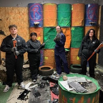 RAGESCAPE RAGE & ESCAPE ROOMS - Updated July 2024 - 160 Photos & 43 Reviews - 1906 Oceanside ...