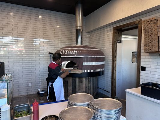 IN ITALY PIZZERIA & BAR - Updated October 2025 - 27 Photos & 21 Reviews ...