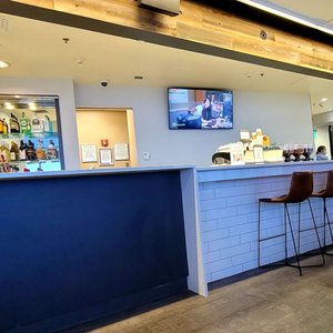 HUMPY’S GREAT ALASKAN ALEHOUSE - Updated August 2024 - 117 Photos & 147 ...