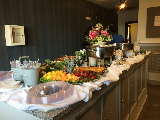 CLOVERLEAF CATERING - Updated September 2025 - 35 Photos - 4015 ...