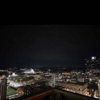 RADIUS ROOFTOP LOUNGE - Updated October 2025 - 75 Photos & 57 Reviews ...