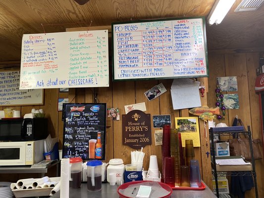 PERRY’S SEAFOOD - 18 Photos & 16 Reviews - 929 Hwy 26 W, Poplarville ...