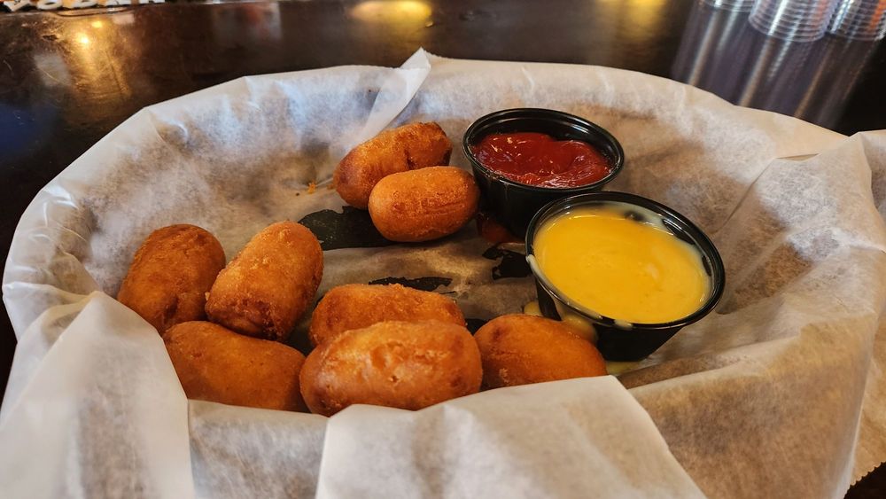 FOUR SHADOWS - Updated May 2025 - 63 Photos & 173 Reviews - 2758 N ...