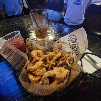 KAILUA TOWN PUB & GRILL - Updated April 2025 - 448 Photos & 529 Reviews ...