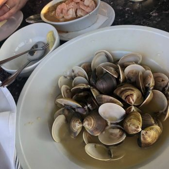 THE WINDLASS - Updated June 2024 - 390 Photos & 356 Reviews - 45 Nolans ...