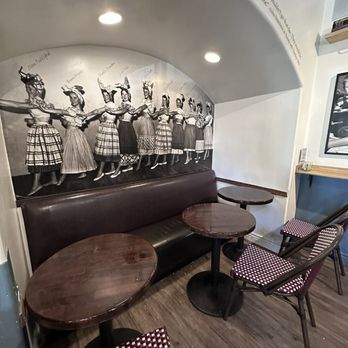 CARMEL BAKERY - Updated May 2025 - 1577 Photos & 1133 Reviews - Ocean ...