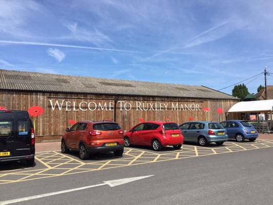 RUXLEY MANOR GARDEN CENTRE - Updated June 2024 - 59 Photos & 10 Reviews ...